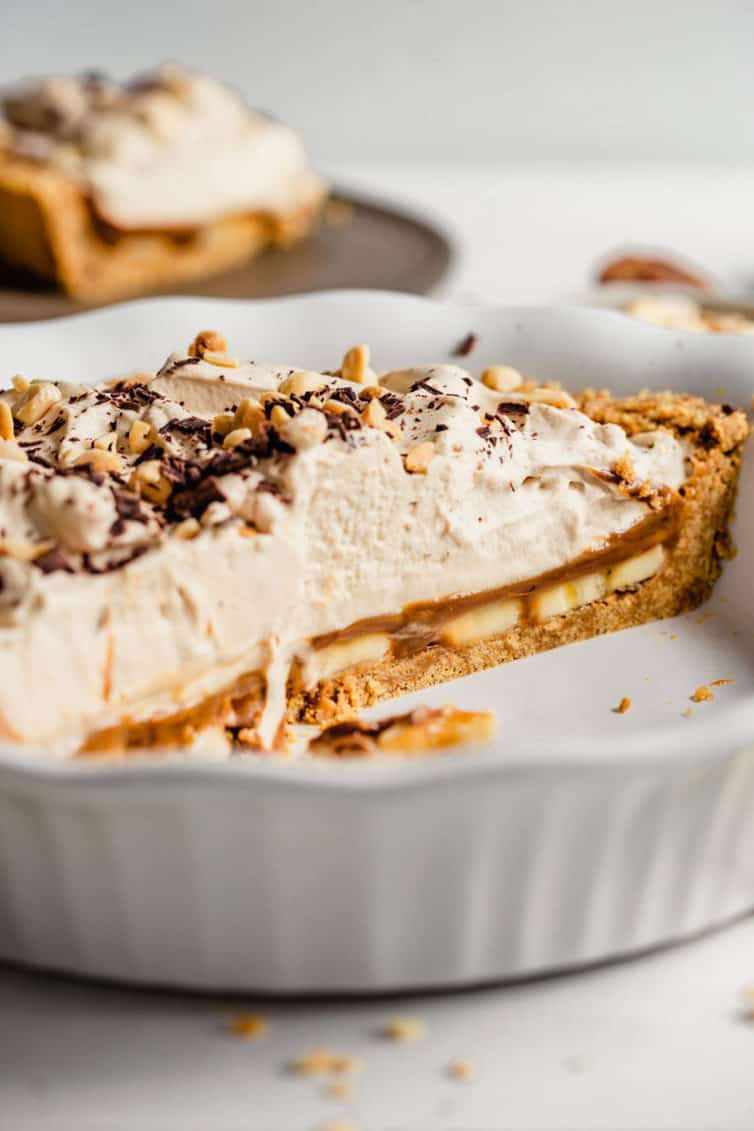 Banoffee Pie Recipe - Brown Eyed Baker