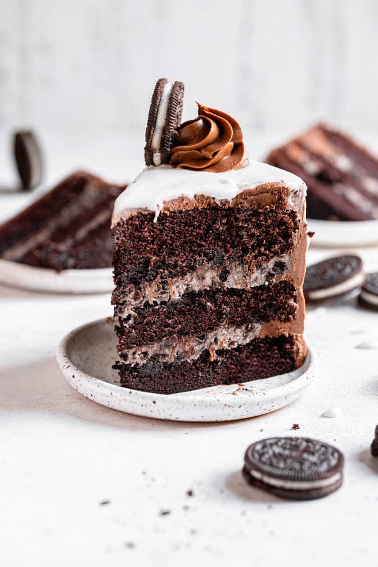 Ultimate Oreo Cake - Brown Eyed Baker