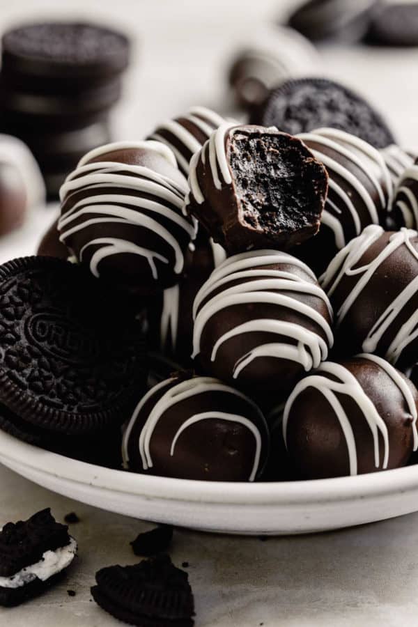 Oreo Truffles - Brown Eyed Baker