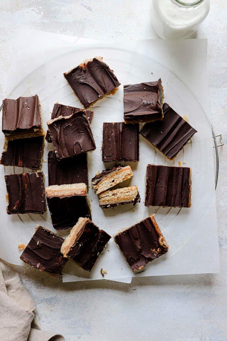 Millionaire's Shortbread Recipe - Brown Eyed Baker